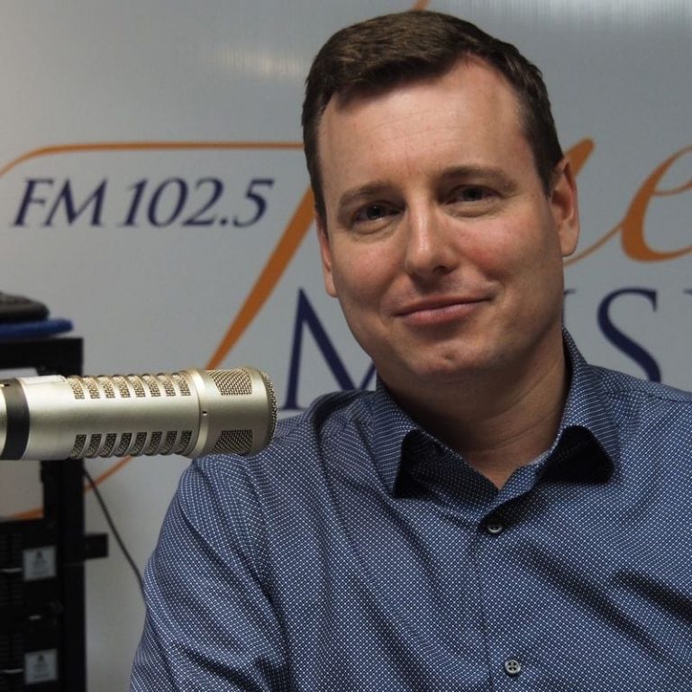 About Simon Moore OAM - 2MBS